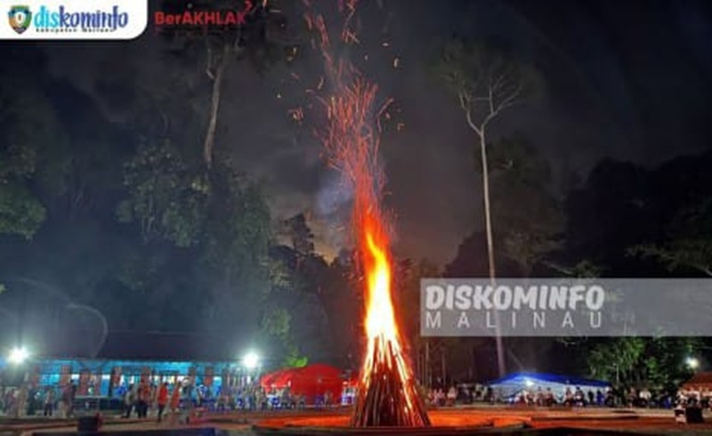 Api Unggun Jadi Simbol Harapan dan Pelayanan Tulus Pemimpin Malinau
